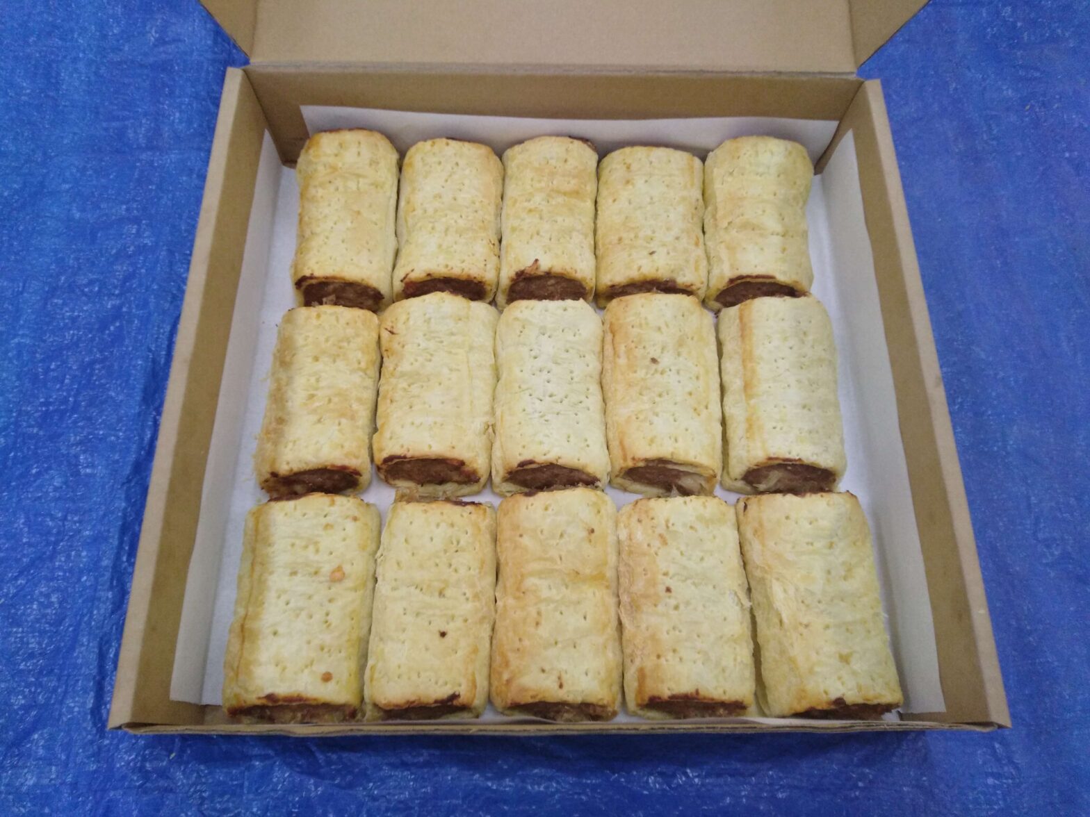 15 DOUBLE HAPPYS - The Bake House